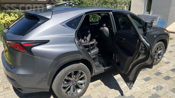 Grey Lexus NX 2015 in Riga, with an engine capacity of 2.50 L and mileage of 199 thousand km for 18500 €, photo 9 on AUTOMOTO.COM.LV