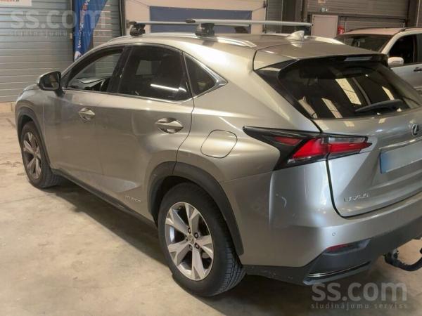 Pelēks Lexus NX 2015 Daugavpils, ar dzinēja tilpumu 2.50 L un nobraukumu 228 tūkst. km par 19500 €, foto 7 vietnē AUTOMOTO.COM.LV