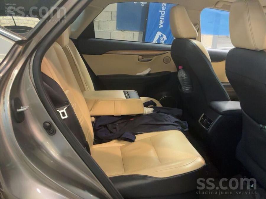 Grey Lexus NX 2015 in Daugavpils, with an engine capacity of 2.50 L and mileage of 228 thousand km for 19500 €, photo 10 on AUTOMOTO.COM.LV