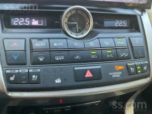 Grey Lexus NX 2015 in Daugavpils, with an engine capacity of 2.50 L and mileage of 228 thousand km for 19500 €, photo 15 on AUTOMOTO.COM.LV