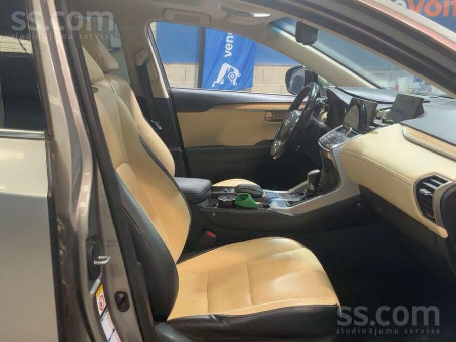 Grey Lexus NX 2015 in Daugavpils, with an engine capacity of 2.50 L and mileage of 228 thousand km for 19500 €, photo 16 on AUTOMOTO.COM.LV