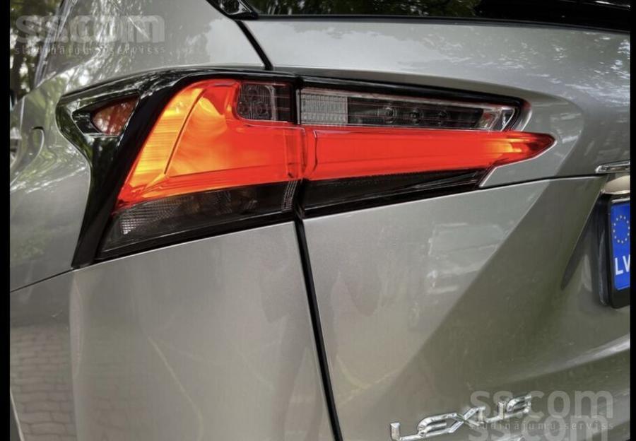 Grey Lexus NX 2016 in Riga, with an engine capacity of 2.50 L and mileage of 188 thousand km for 20000 €, photo 7 on AUTOMOTO.COM.LV