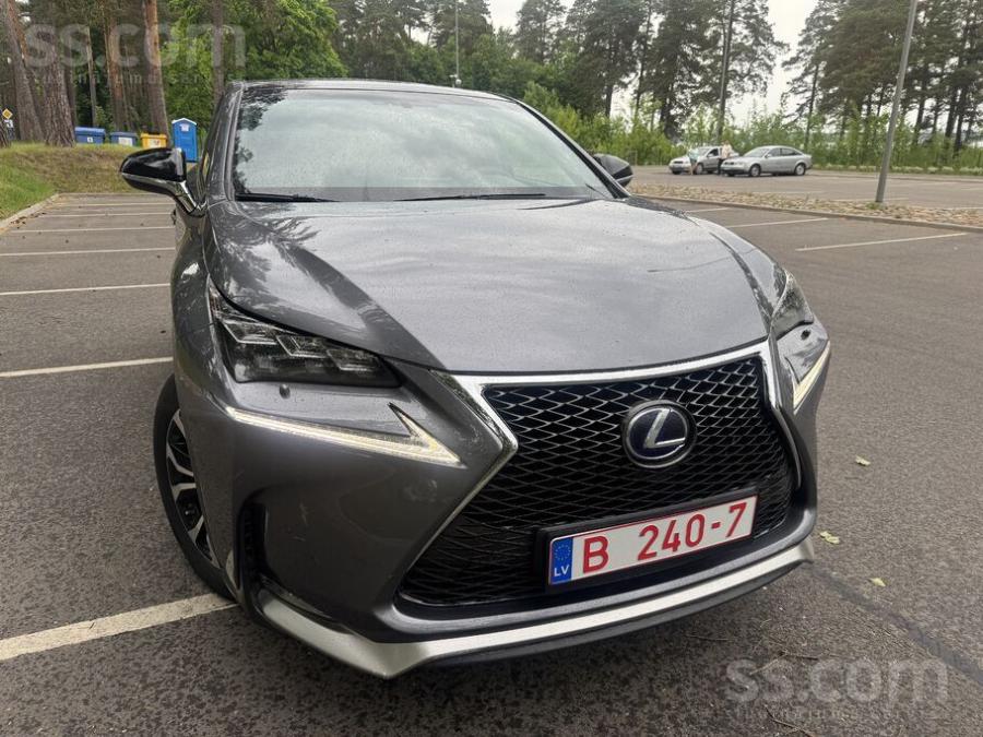 Grey Lexus NX 2016 in Daugavpils, with an engine capacity of 2.50 L and mileage of 204 thousand km for 21250 €, photo 1 on AUTOMOTO.COM.LV