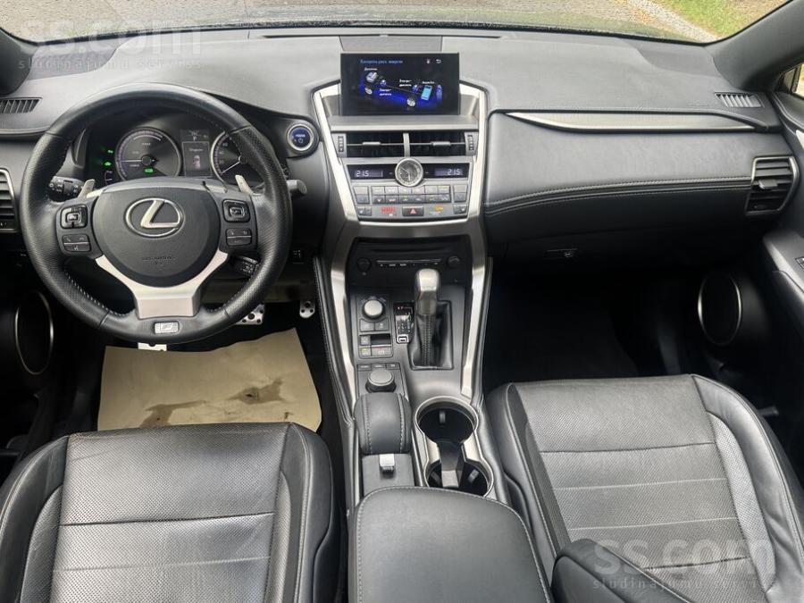 Grey Lexus NX 2016 in Daugavpils, with an engine capacity of 2.50 L and mileage of 204 thousand km for 21250 €, photo 23 on AUTOMOTO.COM.LV