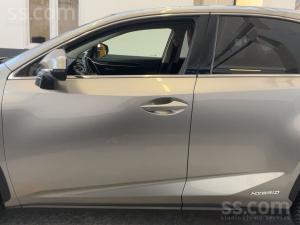 Pelēks Lexus NX 2016 Daugavpils, ar dzinēja tilpumu 2.50 L un nobraukumu 153 tūkst. km par 21400 €, foto 3 vietnē AUTOMOTO.COM.LV