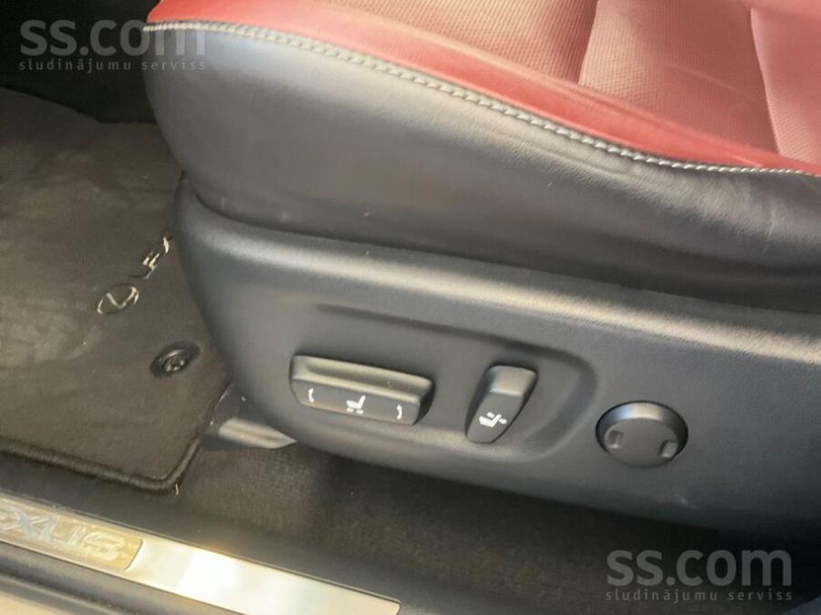 Pelēks Lexus NX 2016 Daugavpils, ar dzinēja tilpumu 2.50 L un nobraukumu 153 tūkst. km par 21400 €, foto 15 vietnē AUTOMOTO.COM.LV