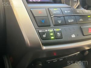 Pelēks Lexus NX 2016 Daugavpils, ar dzinēja tilpumu 2.50 L un nobraukumu 153 tūkst. km par 21400 €, foto 22 vietnē AUTOMOTO.COM.LV