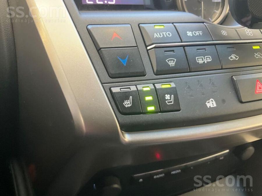 Pelēks Lexus NX 2016 Daugavpils, ar dzinēja tilpumu 2.50 L un nobraukumu 153 tūkst. km par 21400 €, foto 22 vietnē AUTOMOTO.COM.LV