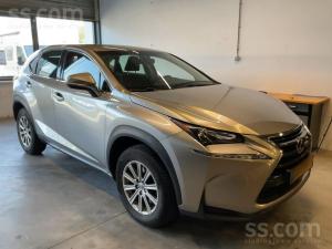 Pelēks Lexus NX 2016 Daugavpils, ar dzinēja tilpumu 2.50 L un nobraukumu 222 tūkst. km par 17800 €, foto 3 vietnē AUTOMOTO.COM.LV