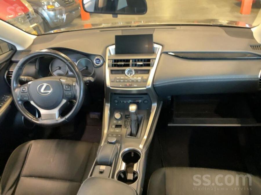 Pelēks Lexus NX 2016 Daugavpils, ar dzinēja tilpumu 2.50 L un nobraukumu 222 tūkst. km par 17800 €, foto 13 vietnē AUTOMOTO.COM.LV