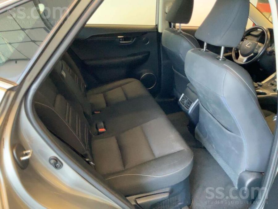 Pelēks Lexus NX 2016 Daugavpils, ar dzinēja tilpumu 2.50 L un nobraukumu 222 tūkst. km par 17800 €, foto 16 vietnē AUTOMOTO.COM.LV