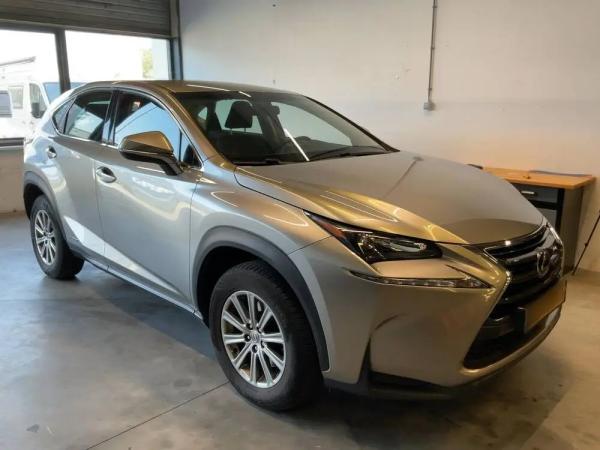 Pelēks Lexus NX 2016 Daugavpils, ar dzinēja tilpumu 2.50 L un nobraukumu 222 tūkst. km par 17800 €, foto 2 vietnē AUTOMOTO.COM.LV
