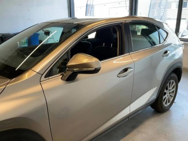 Pelēks Lexus NX 2016 Daugavpils, ar dzinēja tilpumu 2.50 L un nobraukumu 222 tūkst. km par 17800 €, foto 7 vietnē AUTOMOTO.COM.LV