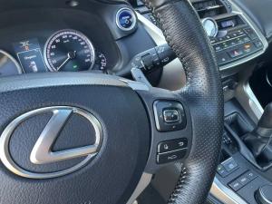 Pelēks Lexus NX 2016 Daugavpils, ar dzinēja tilpumu 2.50 L un nobraukumu 204 tūkst. km par 20950 €, foto 23 vietnē AUTOMOTO.COM.LV