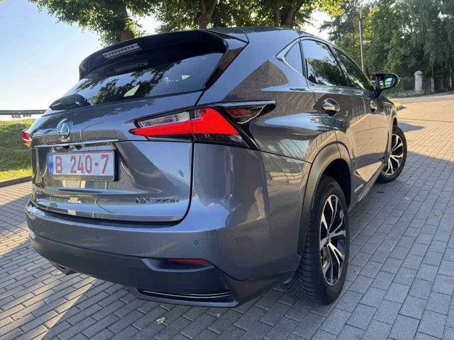 Pelēks Lexus NX 2016 Daugavpils, ar dzinēja tilpumu 2.50 L un nobraukumu 204 tūkst. km par 20950 €, foto 31 vietnē AUTOMOTO.COM.LV