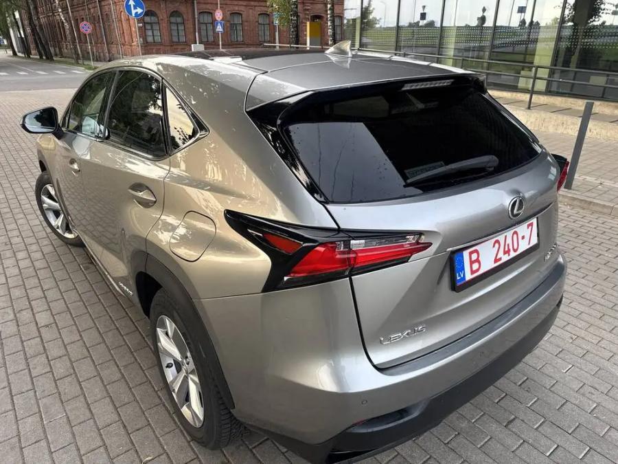 Pelēks Lexus NX 2016 Daugavpils, ar dzinēja tilpumu 2.50 L un nobraukumu 153 tūkst. km par 21950 €, foto 8 vietnē AUTOMOTO.COM.LV