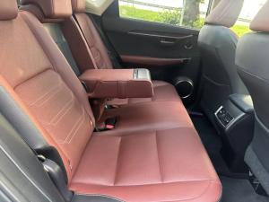 Pelēks Lexus NX 2016 Daugavpils, ar dzinēja tilpumu 2.50 L un nobraukumu 153 tūkst. km par 21950 €, foto 32 vietnē AUTOMOTO.COM.LV