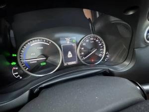 Pelēks Lexus NX 2016 Daugavpils, ar dzinēja tilpumu 2.50 L un nobraukumu 153 tūkst. km par 21950 €, foto 40 vietnē AUTOMOTO.COM.LV