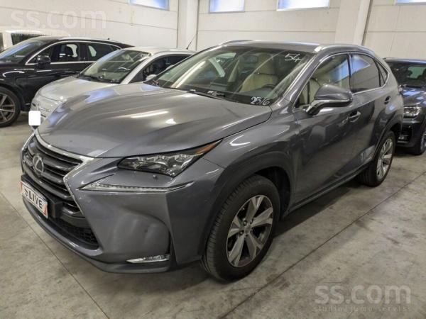 Pelēks Lexus NX 2016 Daugavpils, ar dzinēja tilpumu 2.50 L un nobraukumu 75 tūkst. km par 23290 €, foto 1 vietnē AUTOMOTO.COM.LV