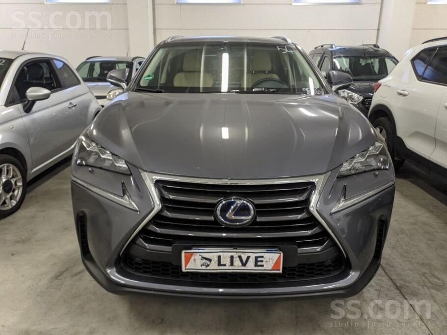 Grey Lexus NX 2016 in Daugavpils, with an engine capacity of 2.50 L and mileage of 75 thousand km for 23290 €, photo 3 on AUTOMOTO.COM.LV