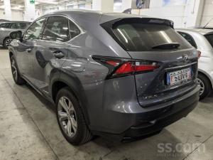 Grey Lexus NX 2016 in Daugavpils, with an engine capacity of 2.50 L and mileage of 75 thousand km for 23290 €, photo 7 on AUTOMOTO.COM.LV