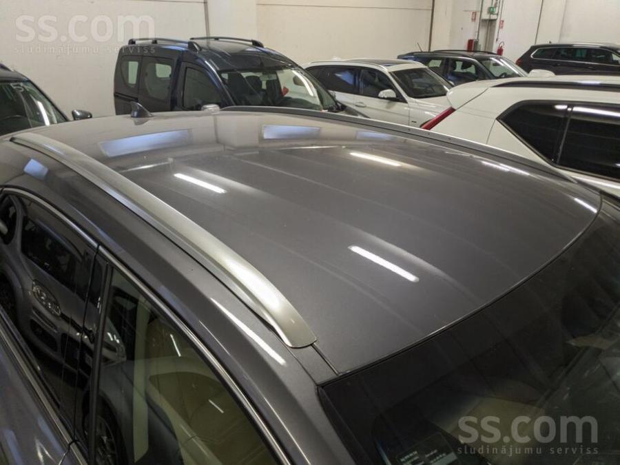 Grey Lexus NX 2016 in Daugavpils, with an engine capacity of 2.50 L and mileage of 75 thousand km for 23290 €, photo 8 on AUTOMOTO.COM.LV