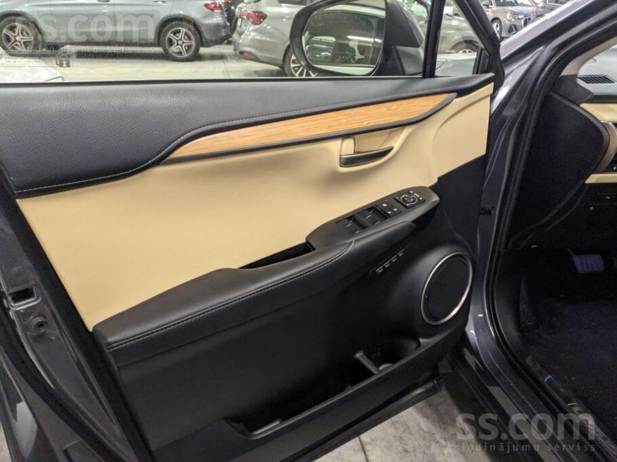 Grey Lexus NX 2016 in Daugavpils, with an engine capacity of 2.50 L and mileage of 75 thousand km for 23290 €, photo 14 on AUTOMOTO.COM.LV