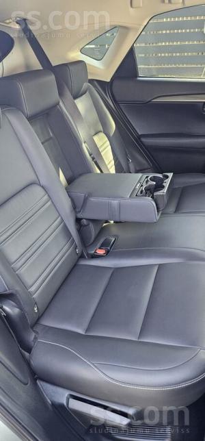 Pelēks Lexus NX 2016 Rīga, ar dzinēja tilpumu 2.50 L un nobraukumu 206 tūkst. km par 18700 €, foto 7 vietnē AUTOMOTO.COM.LV