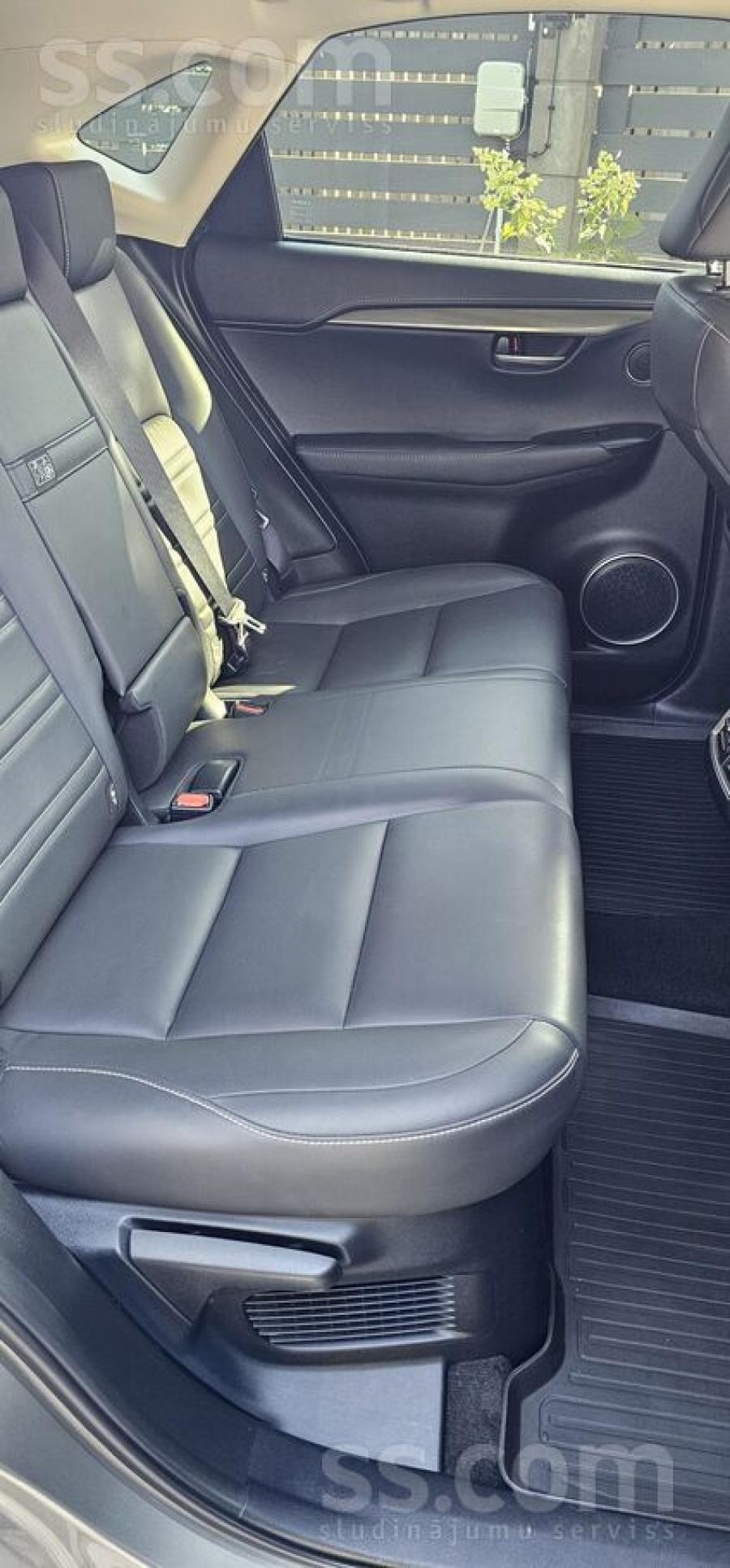 Grey Lexus NX 2016 in Riga, with an engine capacity of 2.50 L and mileage of 206 thousand km for 18700 €, photo 8 on AUTOMOTO.COM.LV