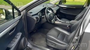 Grey Lexus NX 2017 in Riga, with an engine capacity of 2.50 L and mileage of 145 thousand km for 23500 €, photo 6 on AUTOMOTO.COM.LV