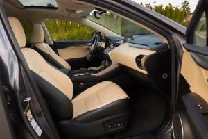 Pelēks Lexus NX 2017 Jelgava, ar dzinēja tilpumu 2.50 L un nobraukumu 100 tūkst. km par 22900 €, foto 9 vietnē AUTOMOTO.COM.LV