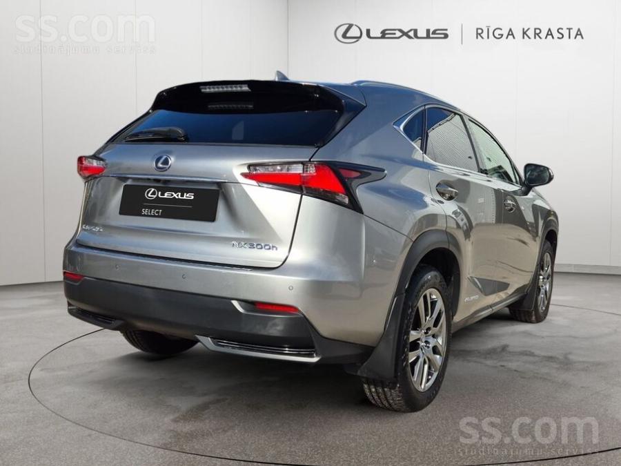 Grey Lexus NX 2017 in Riga, with an engine capacity of 2.50 L and mileage of 106 thousand km for 23700 €, photo 3 on AUTOMOTO.COM.LV
