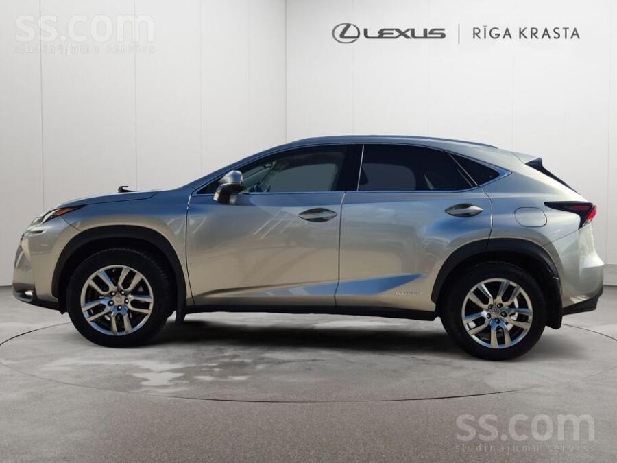 Grey Lexus NX 2017 in Riga, with an engine capacity of 2.50 L and mileage of 106 thousand km for 23700 €, photo 4 on AUTOMOTO.COM.LV