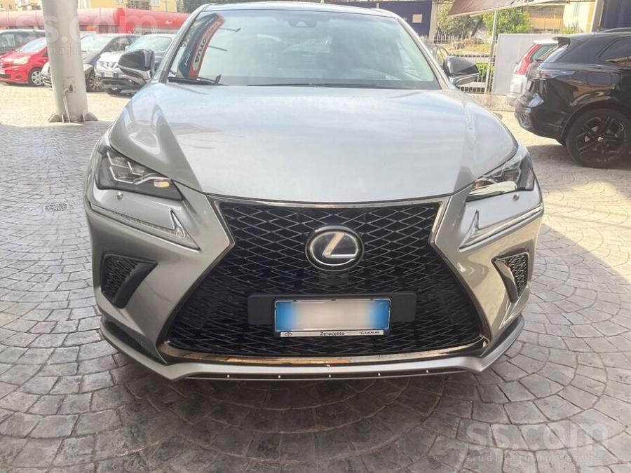 Grey Lexus NX 2017 in Daugavpils, with an engine capacity of 2.50 L and mileage of 70 thousand km for 28999 €, photo 6 on AUTOMOTO.COM.LV