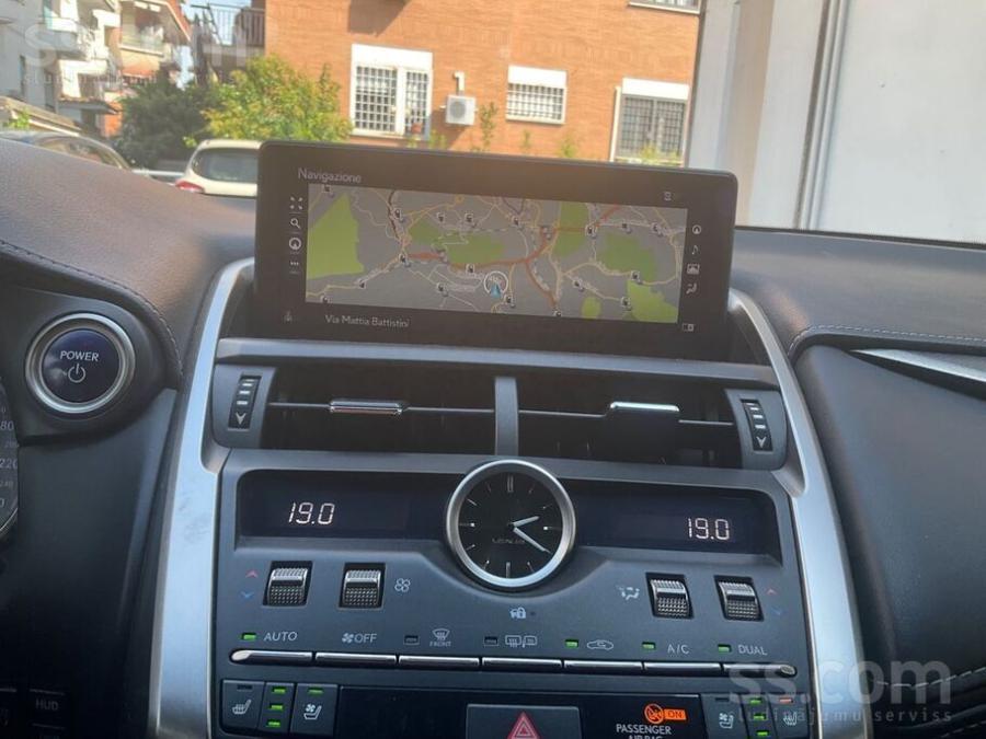 Grey Lexus NX 2017 in Daugavpils, with an engine capacity of 2.50 L and mileage of 70 thousand km for 28999 €, photo 11 on AUTOMOTO.COM.LV