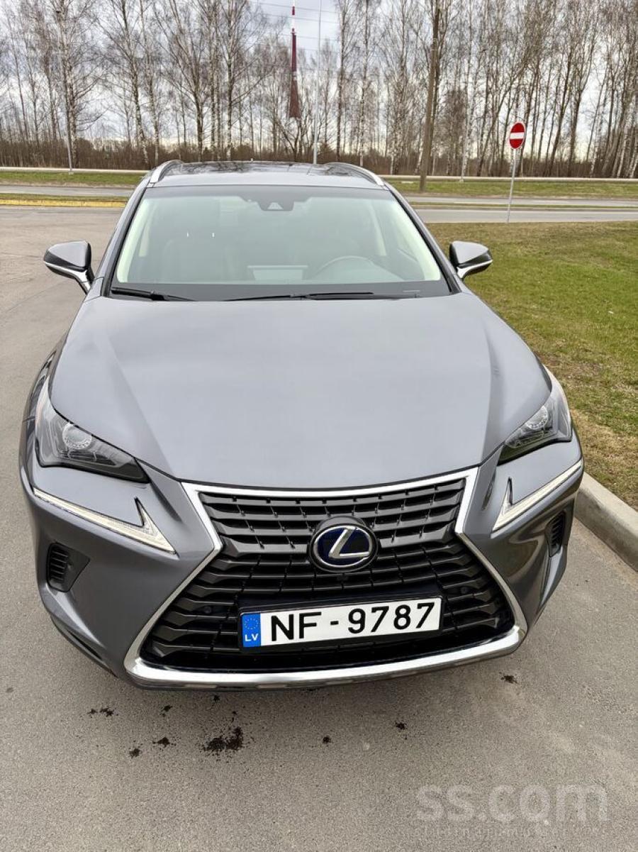 Pelēks Lexus NX 2018 Rīga, ar dzinēja tilpumu 2.50 L un nobraukumu 214 tūkst. km par 24000 €, foto 4 vietnē AUTOMOTO.COM.LV
