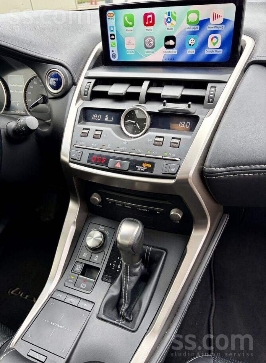 Pelēks Lexus NX 2018 Rīga, ar dzinēja tilpumu 2.50 L un nobraukumu 214 tūkst. km par 24000 €, foto 6 vietnē AUTOMOTO.COM.LV