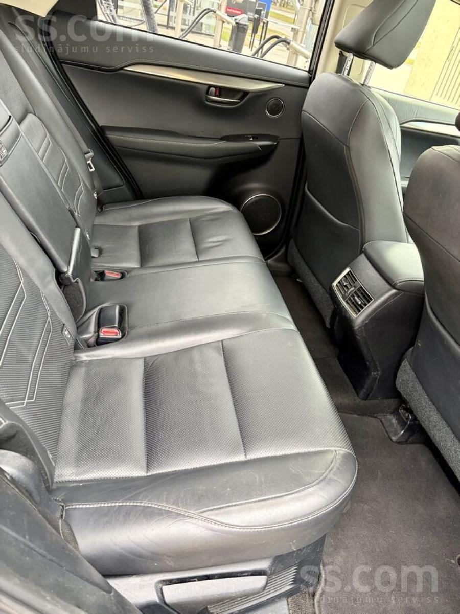 Pelēks Lexus NX 2018 Rīga, ar dzinēja tilpumu 2.50 L un nobraukumu 214 tūkst. km par 24000 €, foto 9 vietnē AUTOMOTO.COM.LV