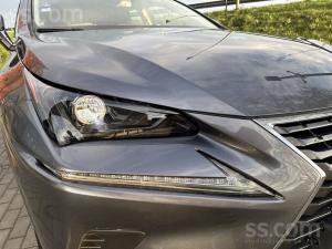 Grey Lexus NX 2018 in Daugavpils, with an engine capacity of 2.50 L and mileage of 209 thousand km for 20450 €, photo 8 on AUTOMOTO.COM.LV