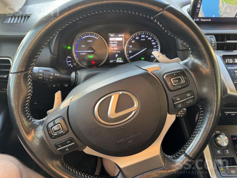 Grey Lexus NX 2018 in Daugavpils, with an engine capacity of 2.50 L and mileage of 209 thousand km for 20450 €, photo 29 on AUTOMOTO.COM.LV