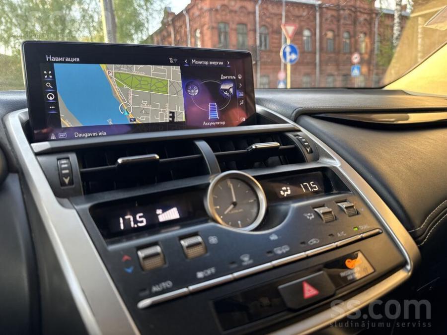 Grey Lexus NX 2018 in Daugavpils, with an engine capacity of 2.50 L and mileage of 209 thousand km for 20450 €, photo 30 on AUTOMOTO.COM.LV