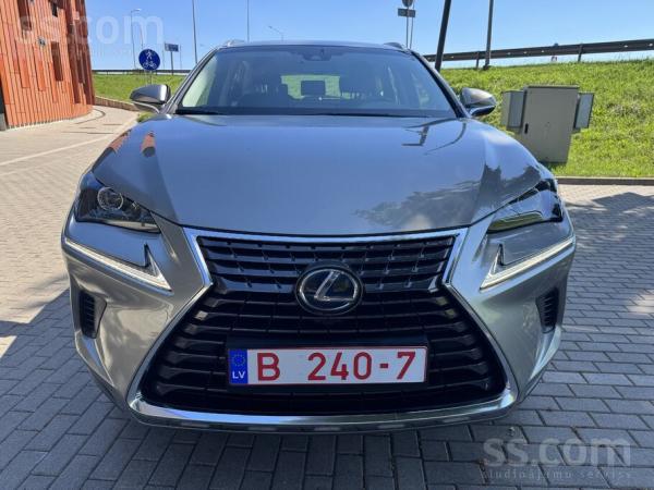 Pelēks Lexus NX 2018 Daugavpils, ar dzinēja tilpumu 2.50 L un nobraukumu 209 tūkst. km par 20950 €, foto 3 vietnē AUTOMOTO.COM.LV