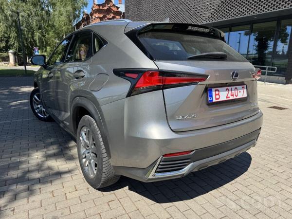 Pelēks Lexus NX 2018 Daugavpils, ar dzinēja tilpumu 2.50 L un nobraukumu 209 tūkst. km par 20950 €, foto 6 vietnē AUTOMOTO.COM.LV