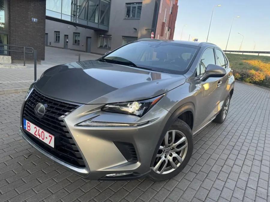Pelēks Lexus NX 2018 Daugavpils, ar dzinēja tilpumu 2.50 L un nobraukumu 157 tūkst. km par 21200 €, foto 1 vietnē AUTOMOTO.COM.LV
