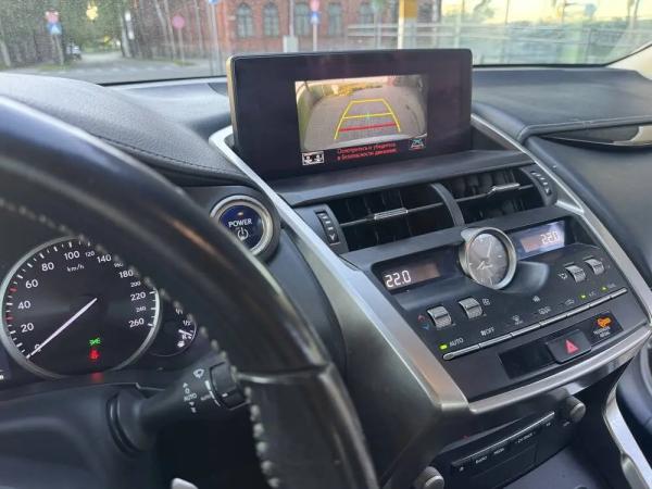 Grey Lexus NX 2018 in Daugavpils, with an engine capacity of 2.50 L and mileage of 157 thousand km for 21200 €, photo 8 on AUTOMOTO.COM.LV