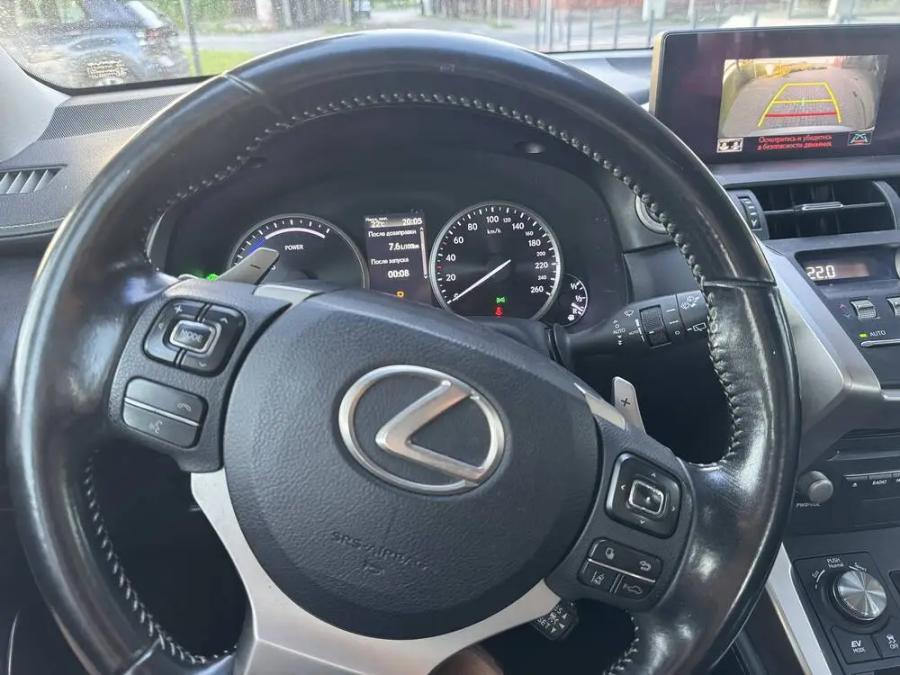 Pelēks Lexus NX 2018 Daugavpils, ar dzinēja tilpumu 2.50 L un nobraukumu 157 tūkst. km par 21200 €, foto 9 vietnē AUTOMOTO.COM.LV