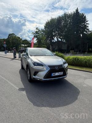 Grey Lexus NX 2018 in Riga, with an engine capacity of 2.50 L and mileage of 0 thousand km for 19100 €, photo 4 on AUTOMOTO.COM.LV
