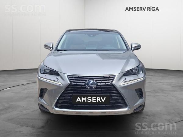 Grey Lexus NX 2018 in Riga, with an engine capacity of 2.50 L and mileage of 163 thousand km for 25500 €, photo 5 on AUTOMOTO.COM.LV