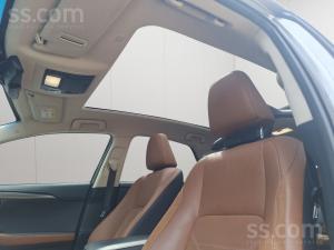 Grey Lexus NX 2018 in Riga, with an engine capacity of 2.50 L and mileage of 163 thousand km for 25500 €, photo 15 on AUTOMOTO.COM.LV