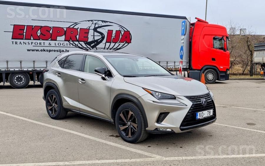 Grey Lexus NX 2019 in Daugavpils, with an engine capacity of 2.50 L and mileage of 242 thousand km for 21500 €, photo 1 on AUTOMOTO.COM.LV